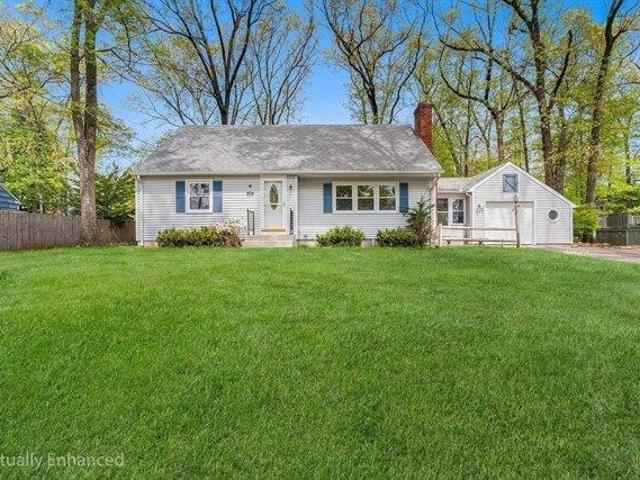 4 bedroom, Springfield MA 01118 LS103018863