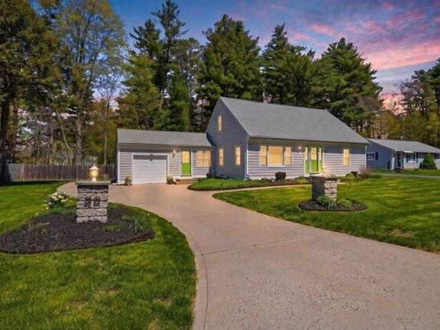 4 bedroom, Springfield MA 01128 LS102312941