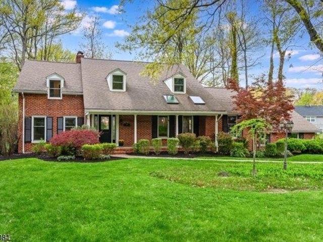 4 bedroom, Springfield NJ 07081 102563680