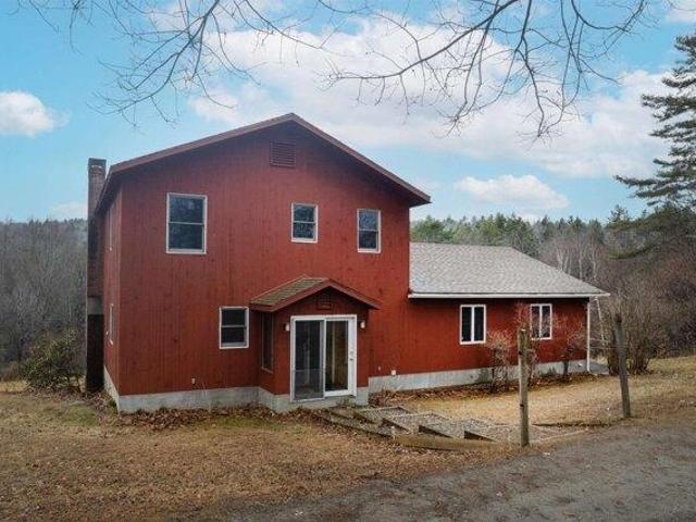 4 bedroom, Springfield VT 05156 103223580