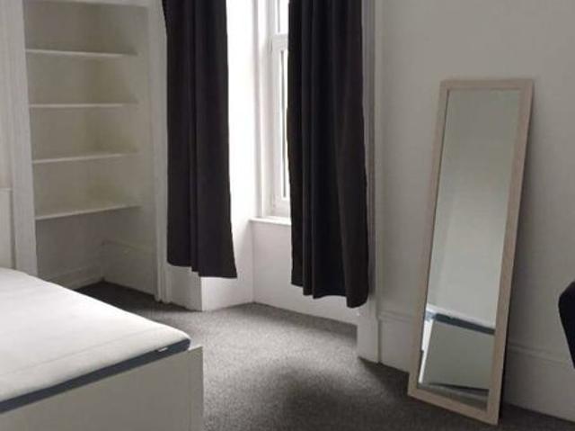 4 bedroom Student Flat, Woodlands