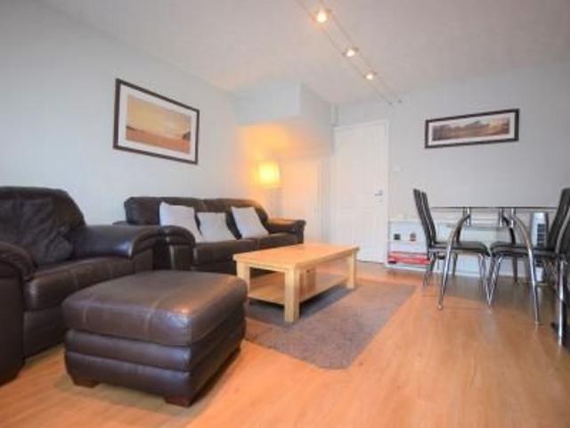 4 Bedroom Student Home Henry Court Near City Centre