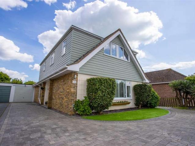 4 Bedroom Studio Flat