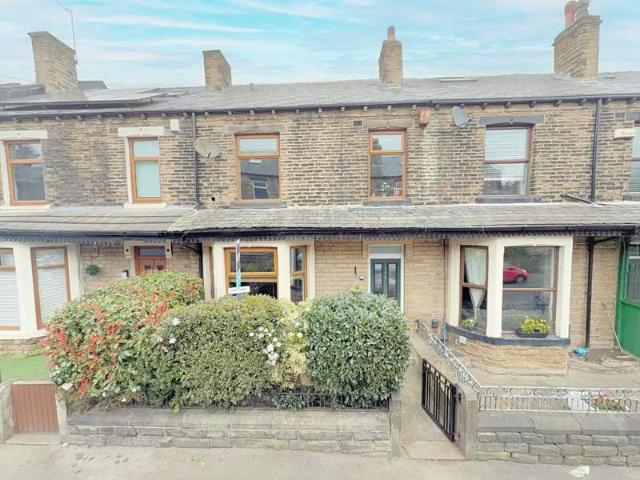 4 Bedroom Studio Flat