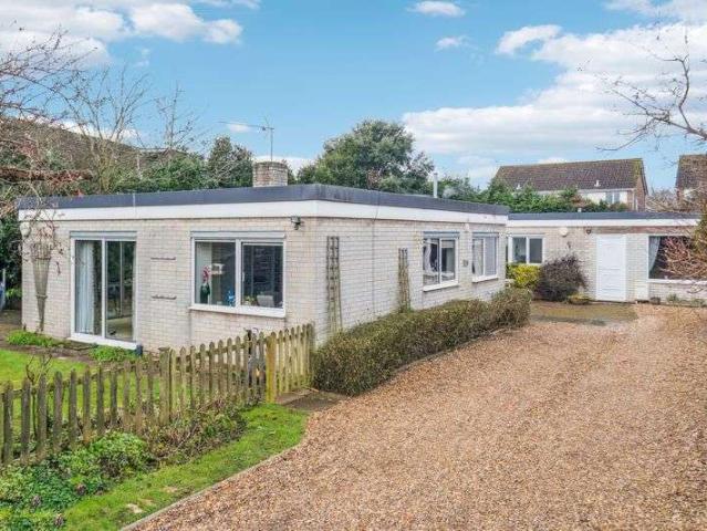 4 Bedroom Studio Flat