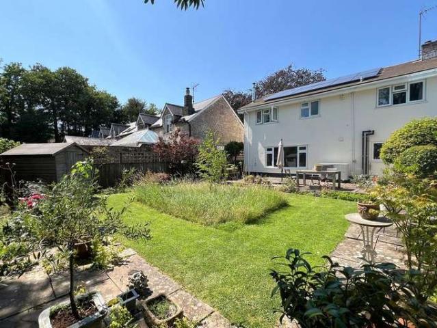 4 Bedroom Studio Flat