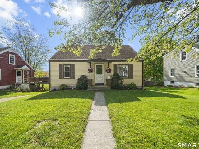 4 bedroom, Stafford CT 06076 102214155