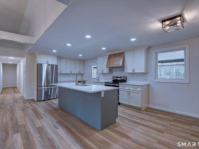 4 bedroom, Stafford CT 06076 103188731
