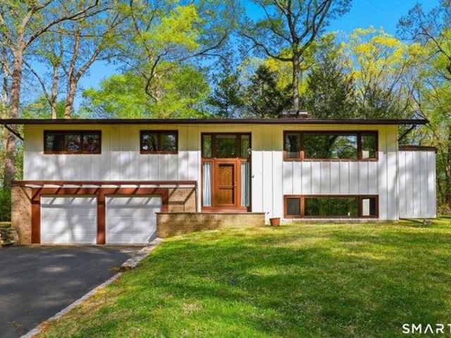 4 bedroom, Stamford CT 06903 102585890