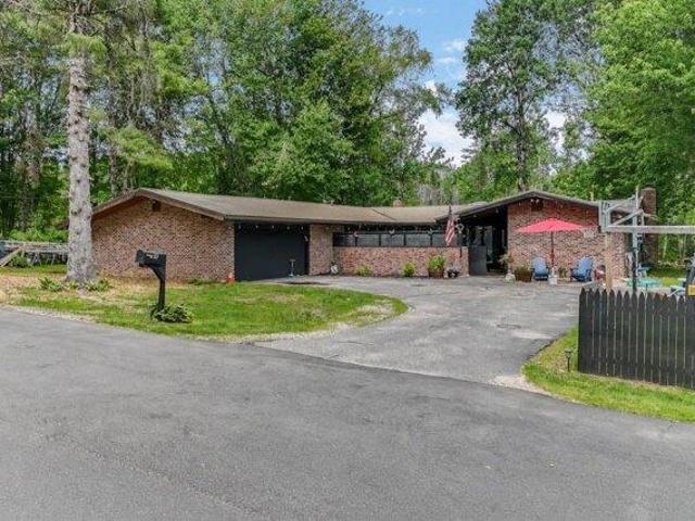 4 bedroom, Standish ME 04084 105126403