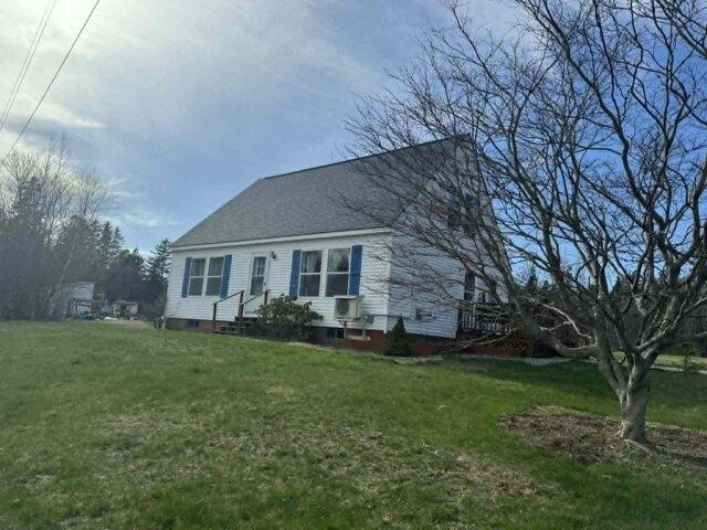 4 bedroom, Stockton Springs ME 04981 LS102775949