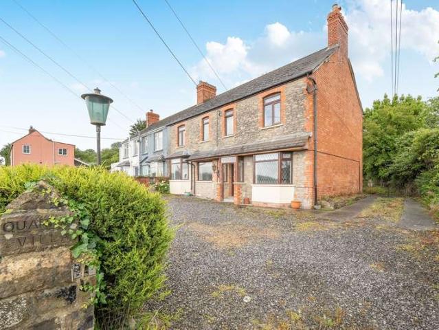 4 Bedroom Stone House Character Property