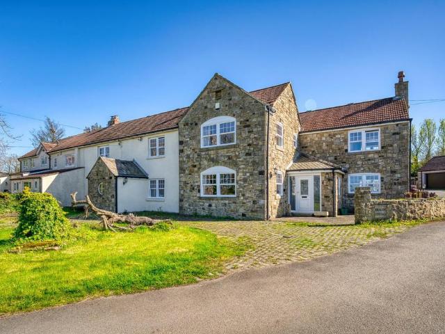 4 bedroom stone house for sale