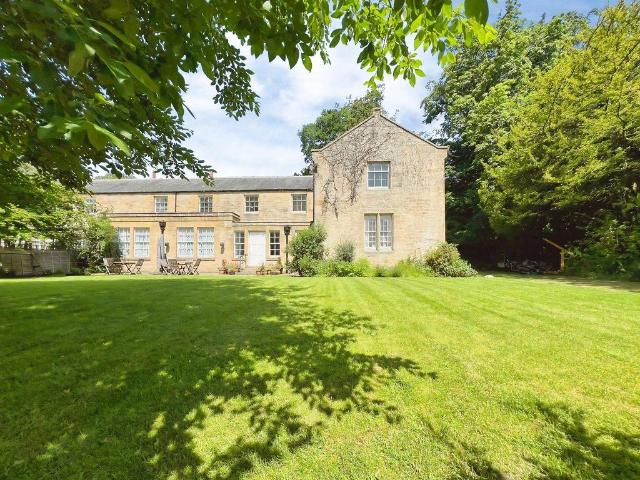 4 bedroom stone house for sale
