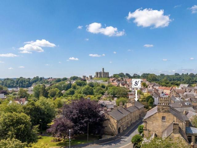 4 bedroom stone house for sale