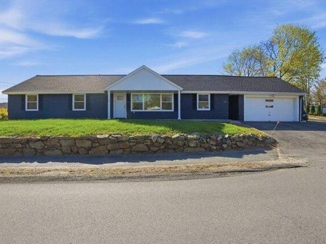 4 bedroom, Stoneham MA 02180 102000389