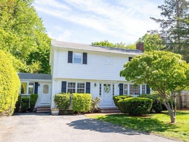 4 bedroom, Stoneham MA 02180 103018074