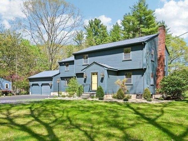 4 bedroom, Stow MA 01775 103019385