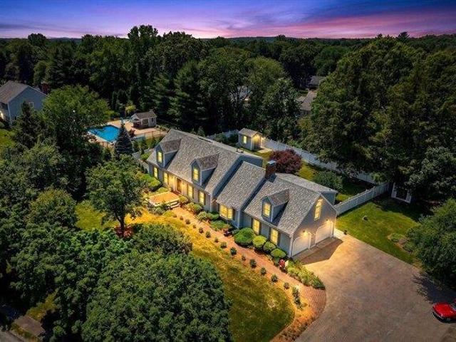 4 bedroom, Stow MA 01775 104541108