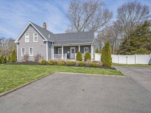 4 bedroom, Stoughton MA 02072 102668407