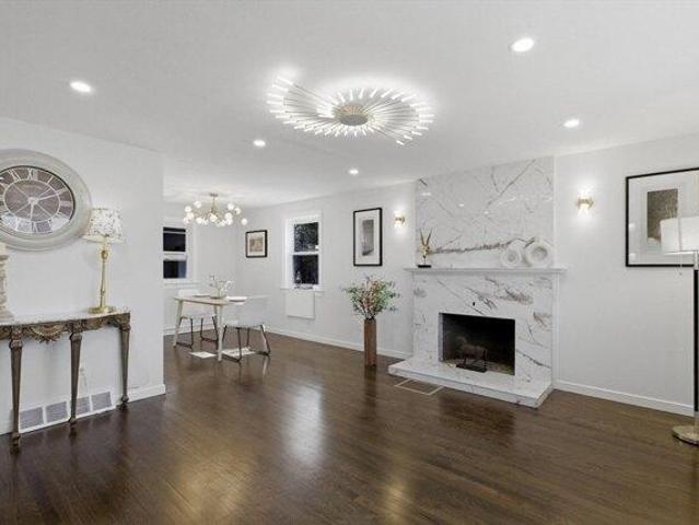 4 bedroom, Stoughton MA 02072 102777006