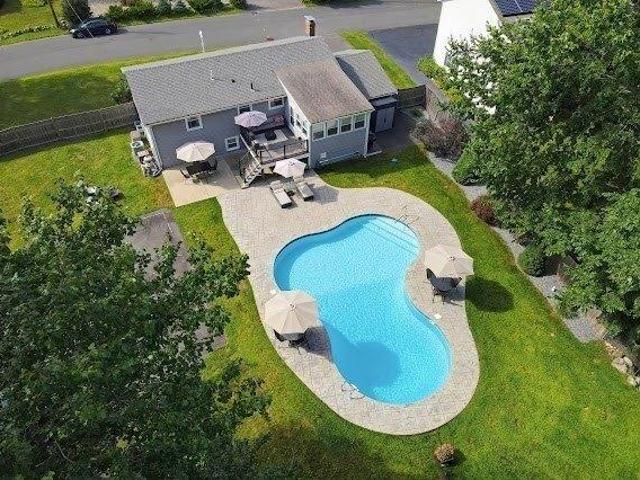 4 bedroom, Stoughton MA 02072 105061126
