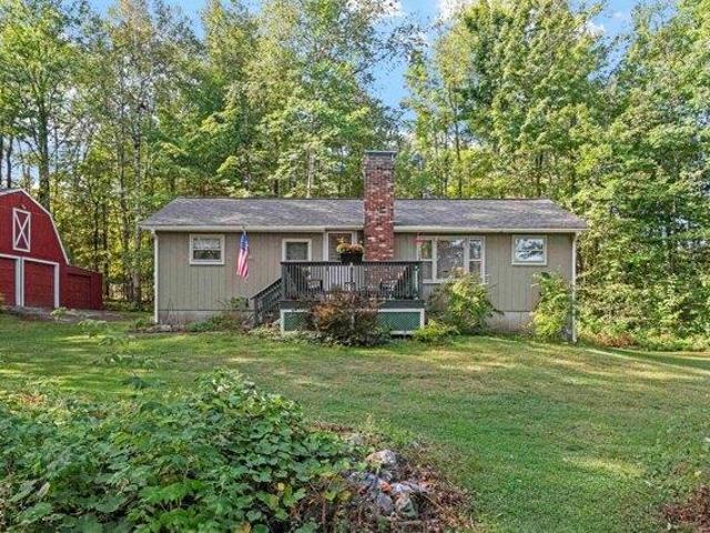 4 bedroom, Strafford NH 03884 102725175