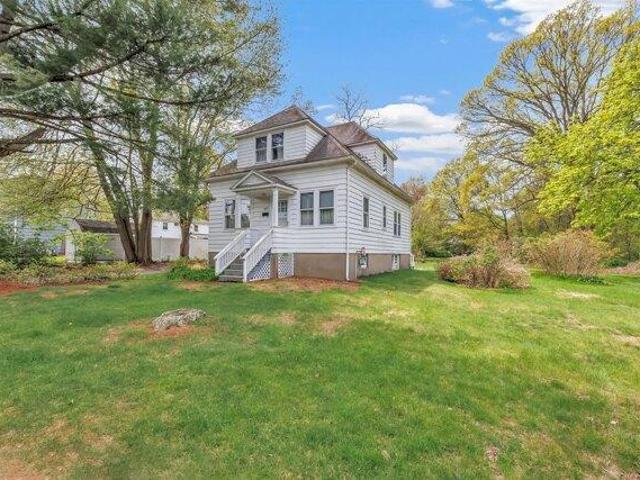 4 bedroom, Stratford CT 06614 104831488