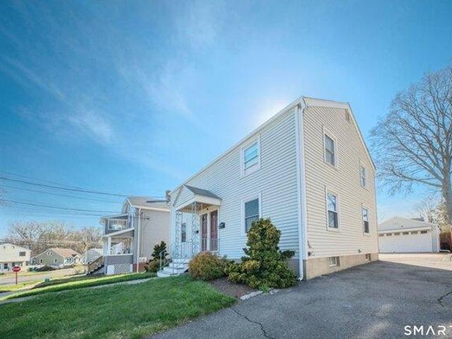 4 bedroom, Stratford CT 06615 LS102475262