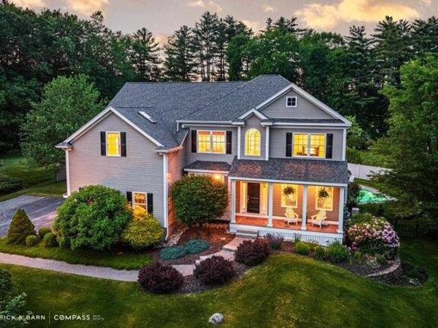 4 bedroom, Stratham NH 03885 104440721