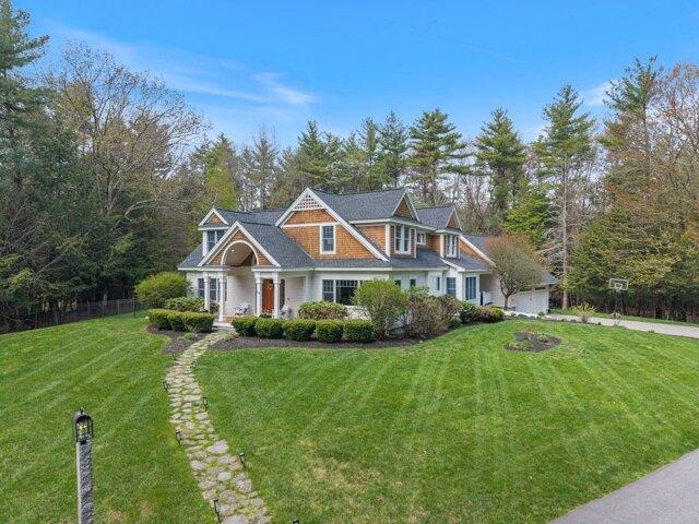 4 bedroom, Stratham NH 03885 104870213