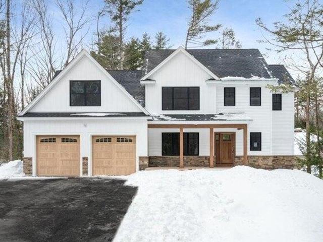 4 bedroom, Stratham NH 03885 LS101661785
