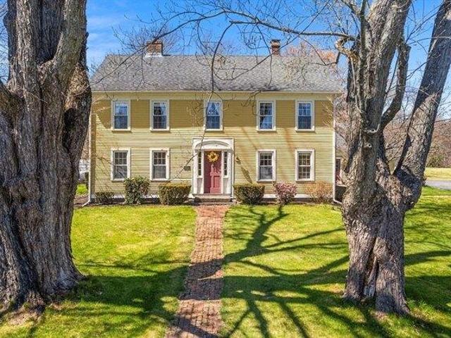 4 bedroom, Sutton MA 01590 102729137