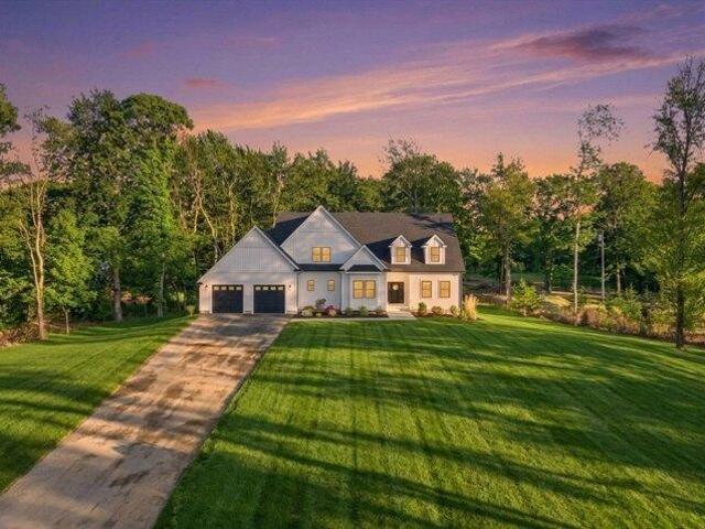4 bedroom, Sutton MA 01590 104480723