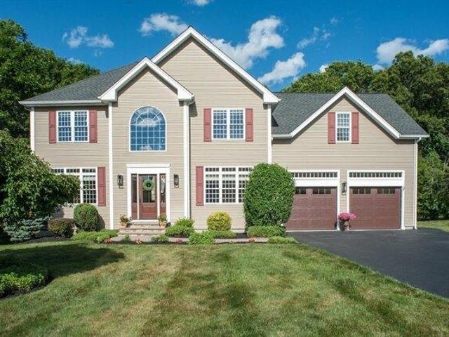 4 bedroom, Sutton MA 01590 105107324