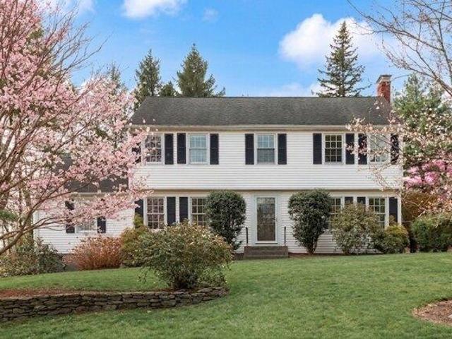 4 bedroom, Sudbury MA 01776 LS102960946