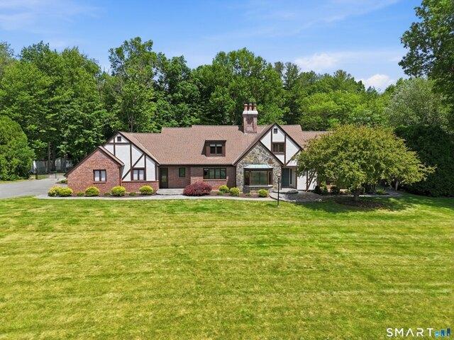 4 bedroom, Suffield CT 06078 104539078