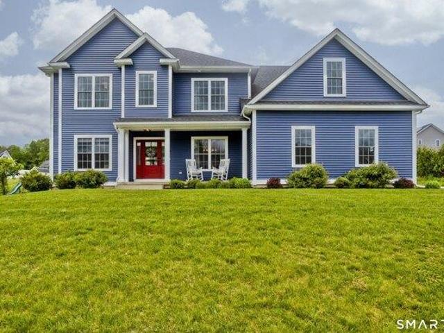 4 bedroom, Suffield CT 06078 105142256