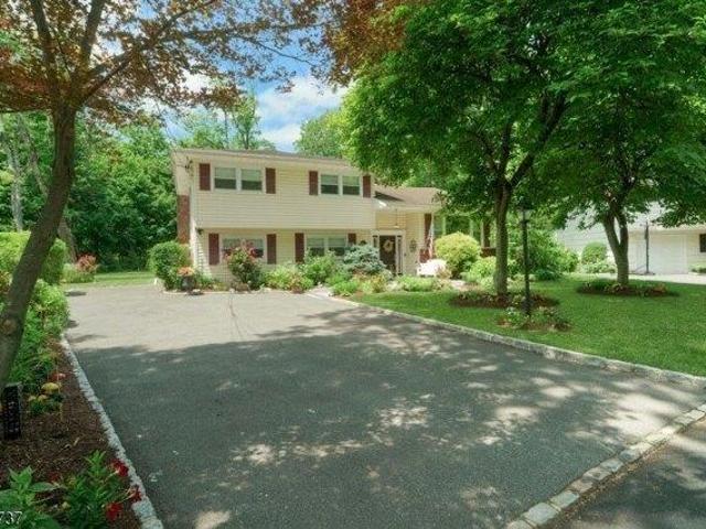 4 bedroom, Summit NJ 07901 104441813
