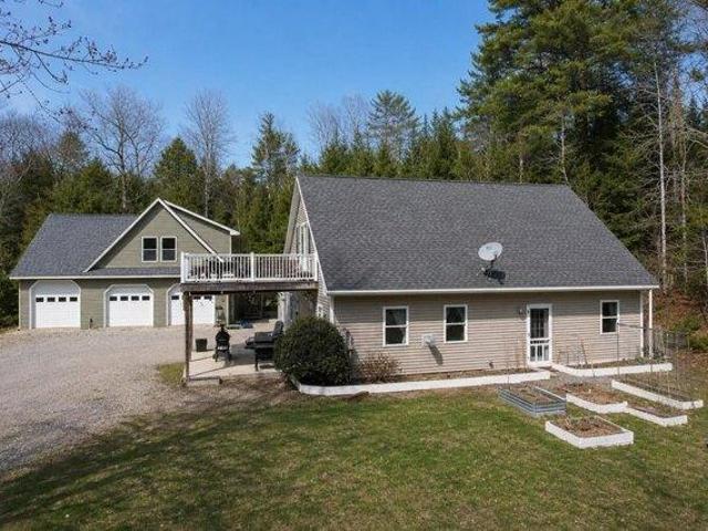 4 bedroom, Surry ME 04684 104789895