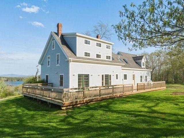 4 bedroom, Surry ME 04684 102591702