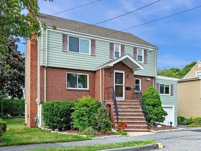 4 bedroom, Swampscott MA 01907 104480511