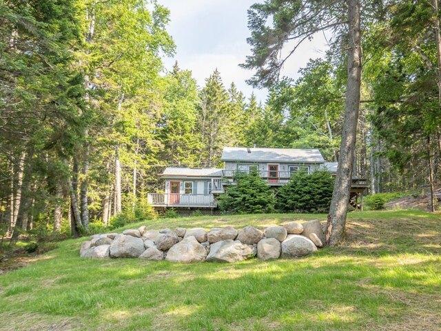 4 bedroom, Swans Island ME 04685 104478502