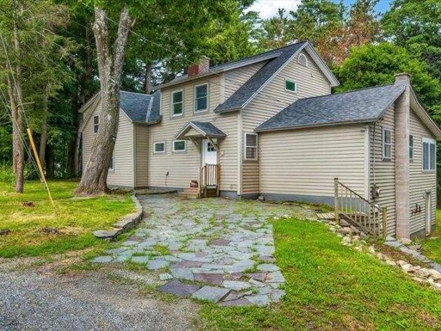 4 bedroom, Poultney VT 05764 104810251