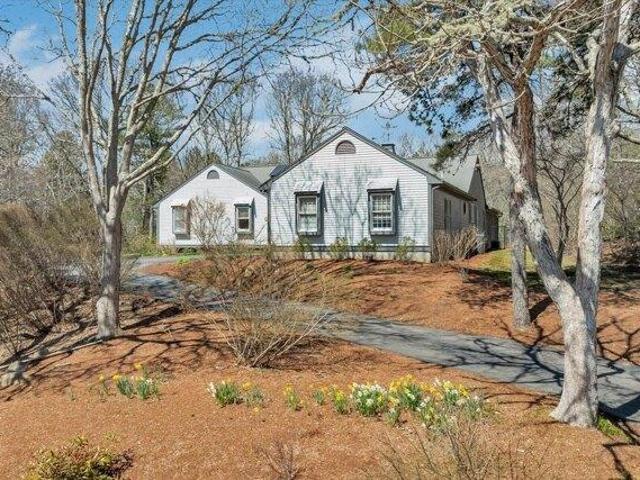 4 bedroom, Pocasset MA 02559 104295999