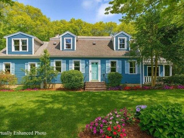 4 bedroom, Pocasset MA 02559 LS102029078