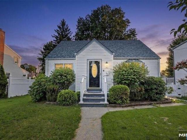 4 bedroom, Pompton Lakes NJ 07442 104832094