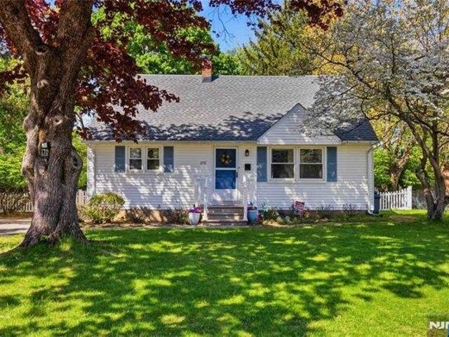 4 bedroom, Pompton Lakes NJ 07442 LS102216373
