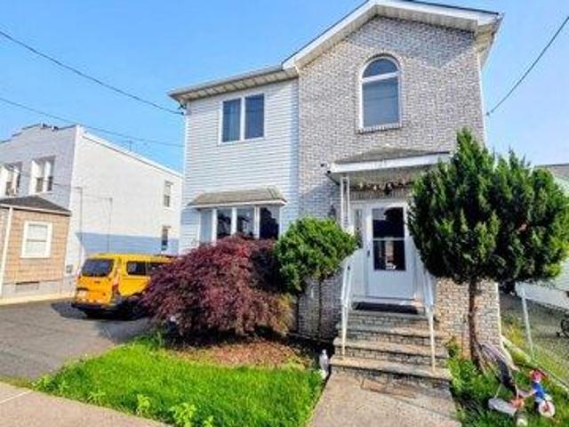 4 bedroom, Port Reading NJ 07064 102213264