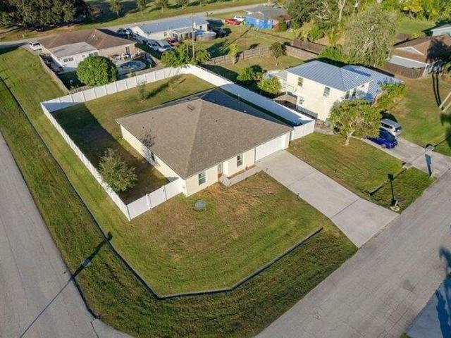 4 bedroom, Port Saint Lucie FL 34983 104900212